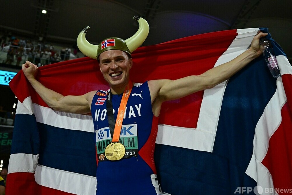 ワーホルムが男子400mHで3度目の金 世界陸上 写真9枚 国際ニュース：AFPBB News