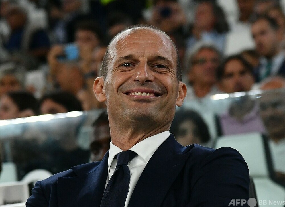 ユーベのアレグリ監督、ファンの解任要求を「楽しんでいる」 写真1枚 国際ニュース：AFPBB News