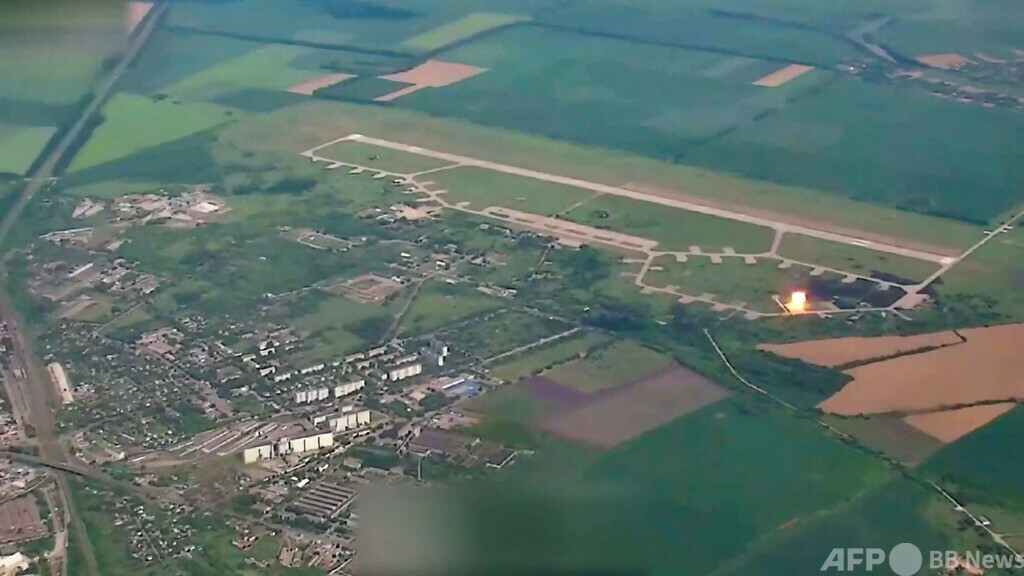 ウクライナ戦闘機5機破壊、軍飛行場にミサイル攻撃 ロシア 写真1枚 国際ニュース：AFPBB News