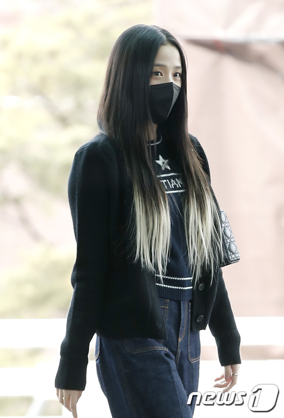 [★フォト] BLACKPINK ジス、ユニークなヘアスタイル – KOREA WAVE 写真枚 国際ニュース：AFPBB News