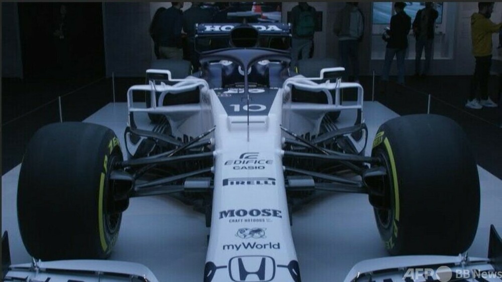 動画：F1初の公式展覧会、大破したマシンなど展示 マドリード 写真1枚 国際ニュース：AFPBB News