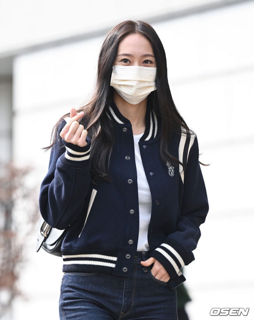 [★フォト] f(x) クリスタル＆キム・ジェウク、「クレイジーラブ」のカップル – KOREA WAVE 写真枚 国際ニュース：AFPBB News