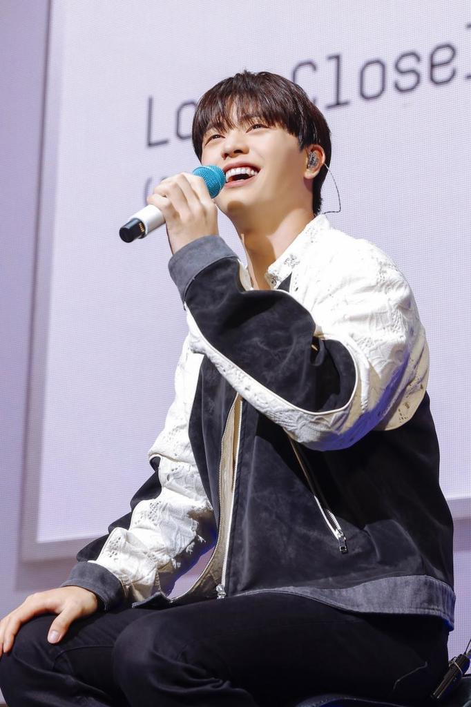 BTOBユク・ソンジェ、東京＆大阪ファンミで 久しぶりに日本のファンたちと再会！ 写真1枚 国際ニュース：AFPBB News