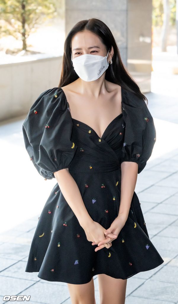 [★フォト] ソン・イェジン、プレ花嫁の美しい笑顔 – KOREA WAVE 写真枚 国際ニュース：AFPBB News