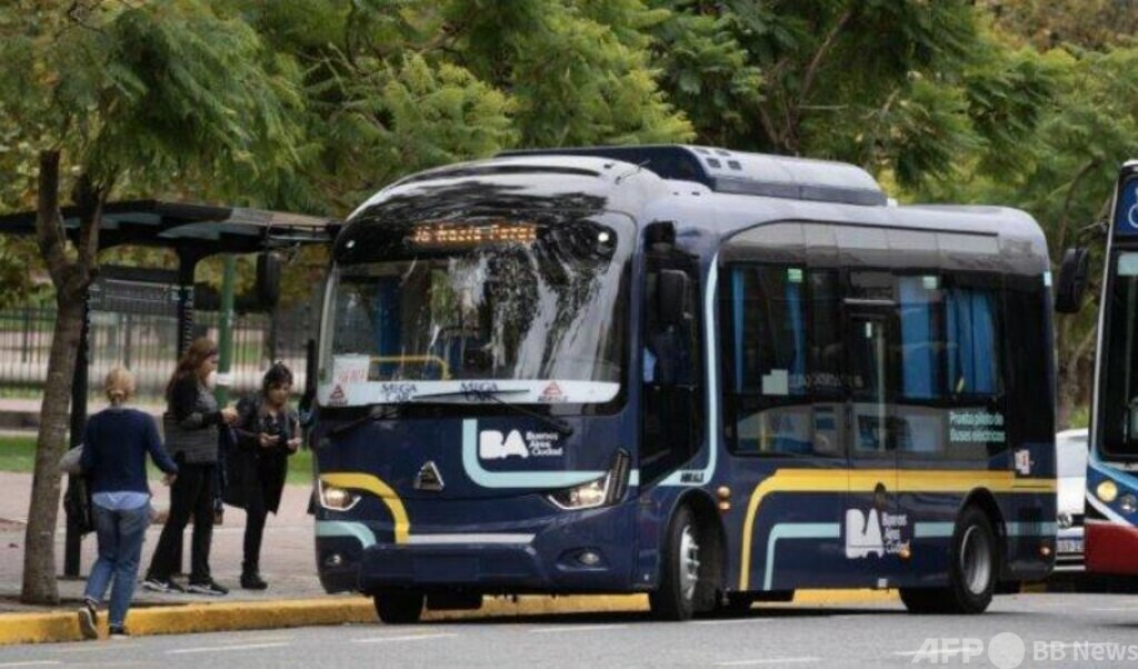 中国のEVバスがアルゼンチンの首都で運行開始 写真1枚 国際ニュース：AFPBB News