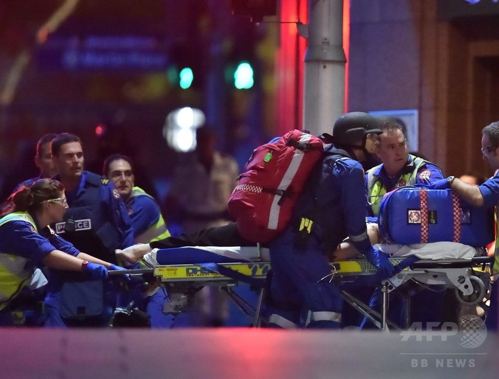 シドニー立てこもり、警察が突入 人質2人死亡、犯人射殺 写真26枚 国際ニュース:afpbb News