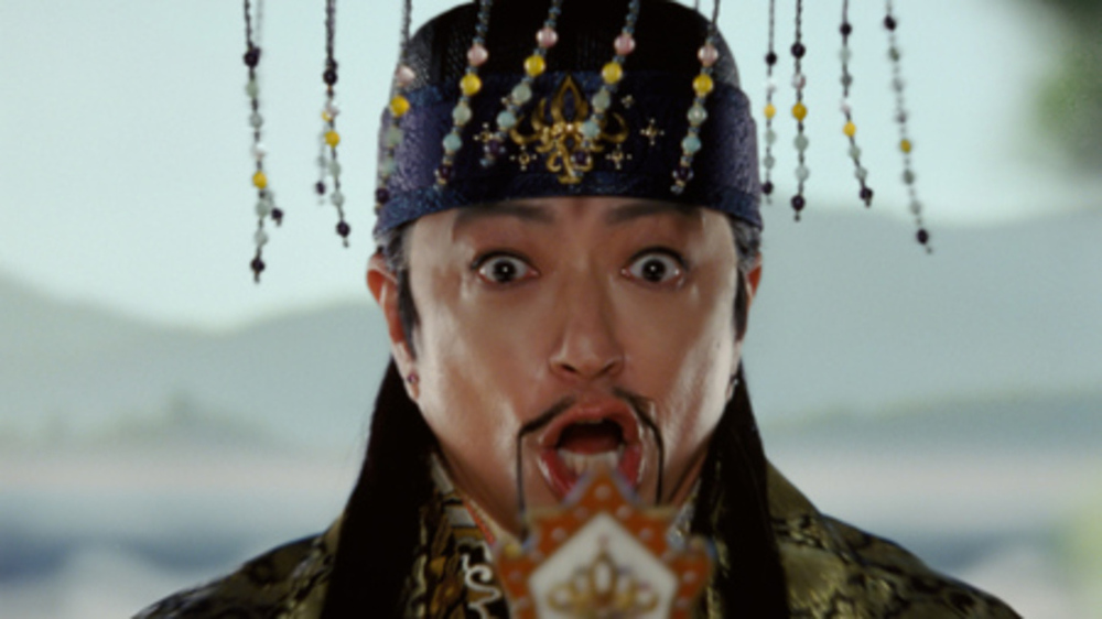 『auバリューリンクプラン』新CM「天帝の鑑定」篇 2025年12月1日(月)からOA開始 写真1枚 国際ニュース：AFPBB News