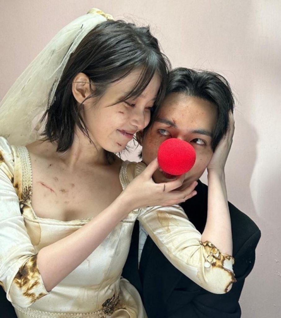 BTS V、IUのMVビハインド写真公開 写真枚 国際ニュース：AFPBB News