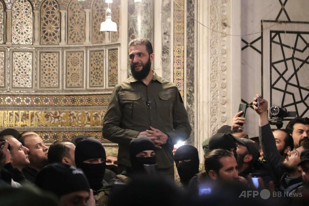 シリア旧反体制派は「解体」へ 制裁解除を西側に要請 HTS指導者 写真3枚 国際ニュース：AFPBB News