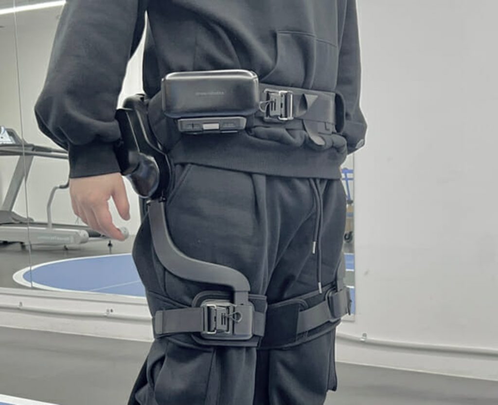 「着るロボット」は眼鏡と同じ、補助は必要最小限に…韓国の専門企業が提言 写真枚 国際ニュース：AFPBB News