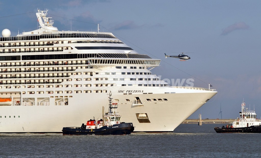 欧州最大の客船「プレチオーサ」、フランスで初航海に出航 写真8枚 国際ニュース：AFPBB News