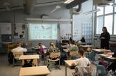 学校での携帯電話使用、法律で制限 フィンランド