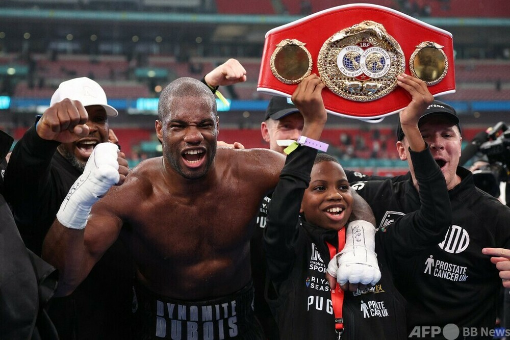 デュボアがジョシュアに衝撃KO勝ち IBFヘビー級王座防衛 写真13枚 国際ニュース：AFPBB News