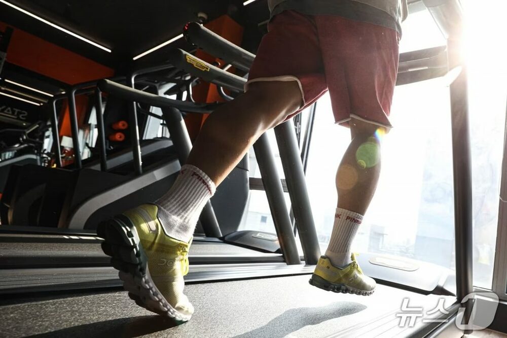 ジムに気に入った女性、1週間“視線”向けた男性、出入り禁止に…韓国「全額返金するので2度と来ないで」 写真枚 国際ニュース：AFPBB News