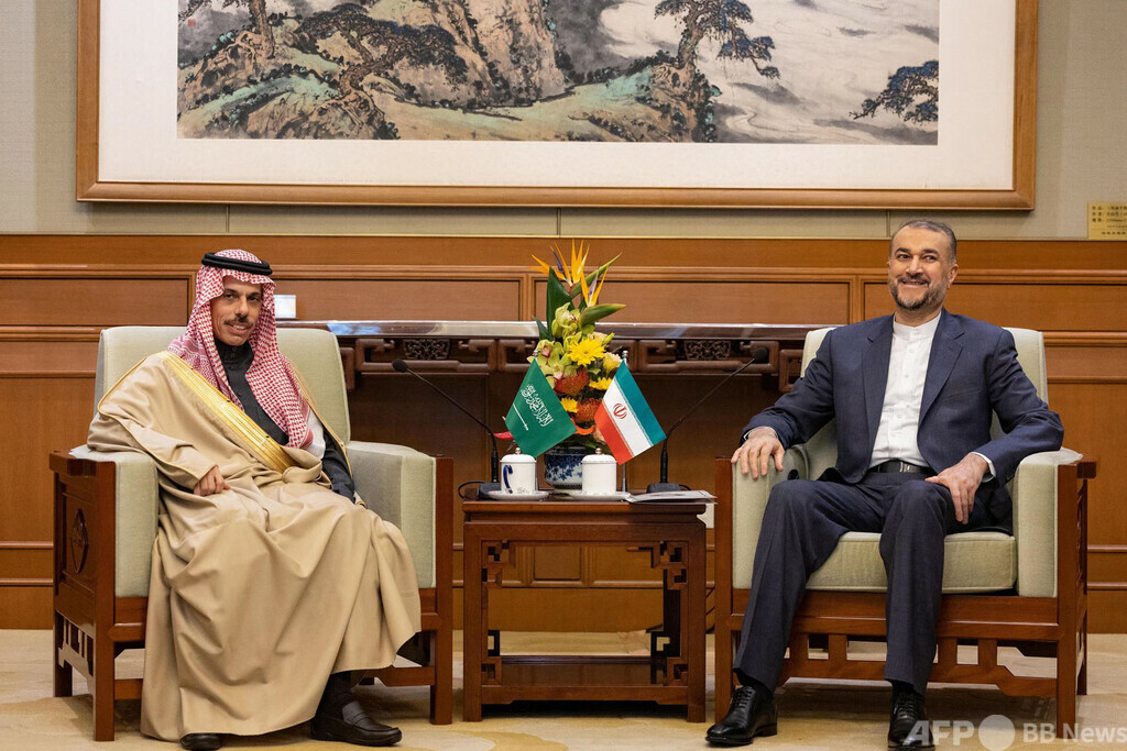 サウジ代表団がイラン訪問 7年ぶりの大使館再開へ協議 写真3枚 国際ニュース：AFPBB News