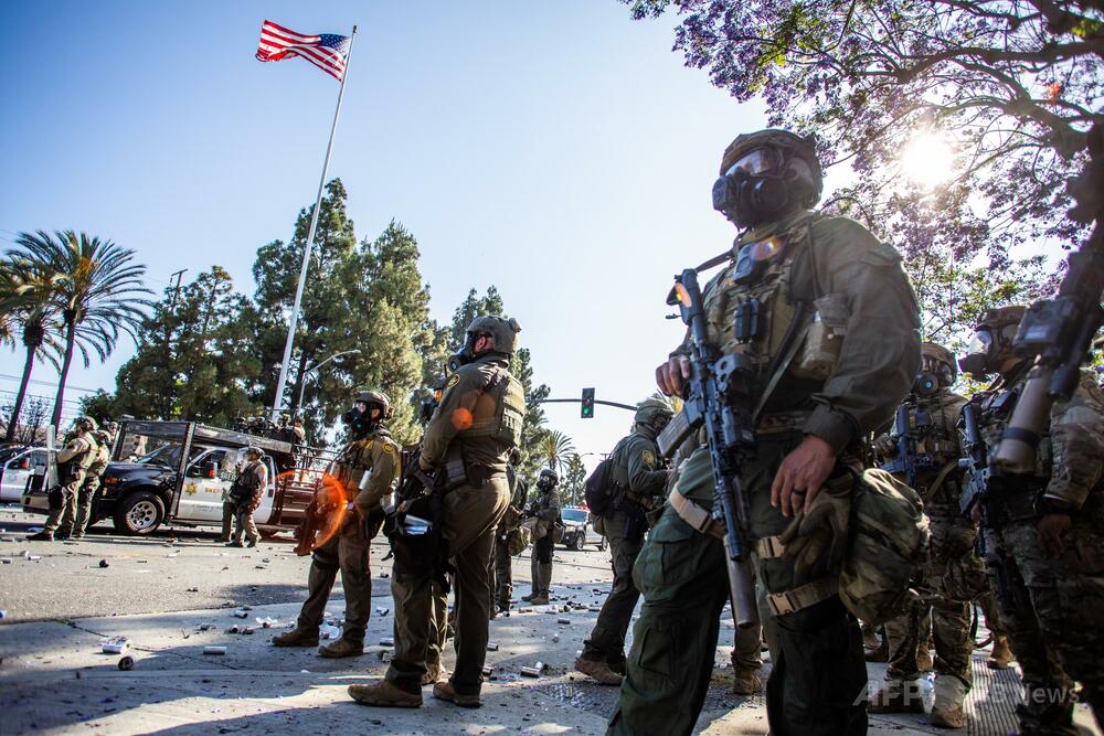 LAで移民取り締まりへの抗議激化 トランプ氏、州兵を派遣 写真1枚 国際ニュース：AFPBB News