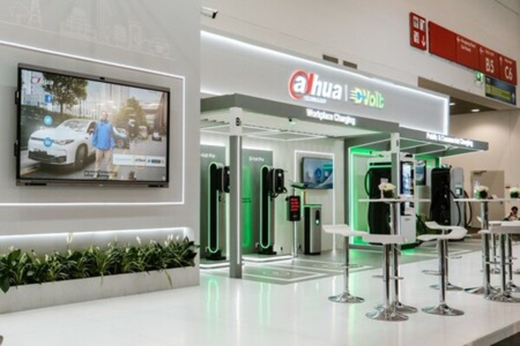 Dahua D-Volt、「Power2Drive Europe 2025」でスマートかつ持続可能なEV充電ソリューションを展示 写真1枚 国際ニュース：AFPBB News