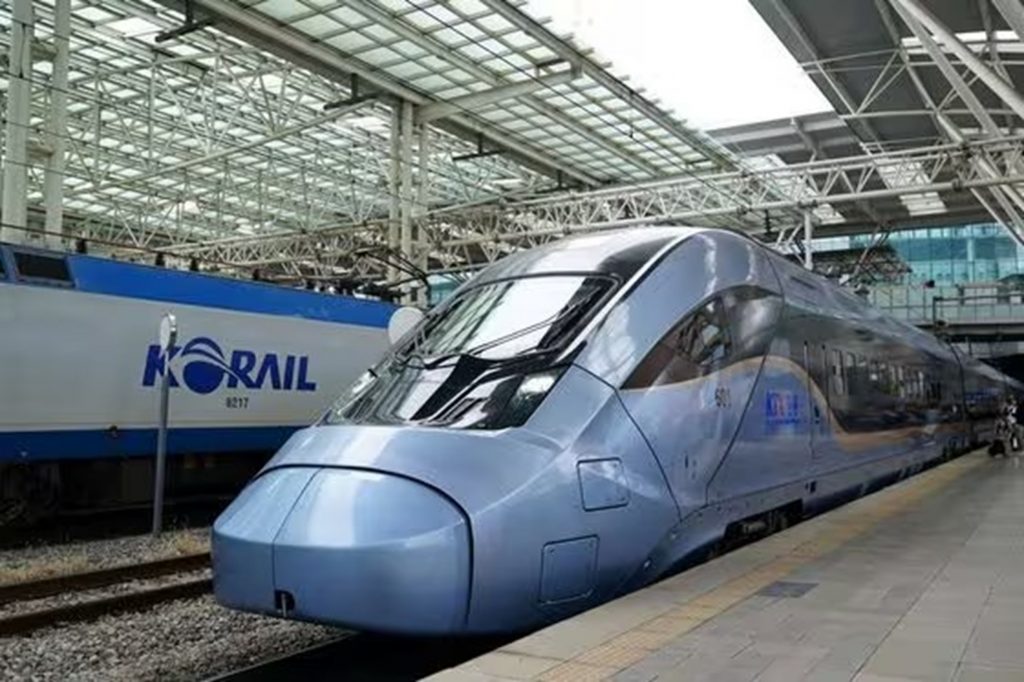 時速320キロに快適さが加わった…韓国・新型高速列車「KTX青龍」に乗ってみた 写真枚 国際ニュース：AFPBB News