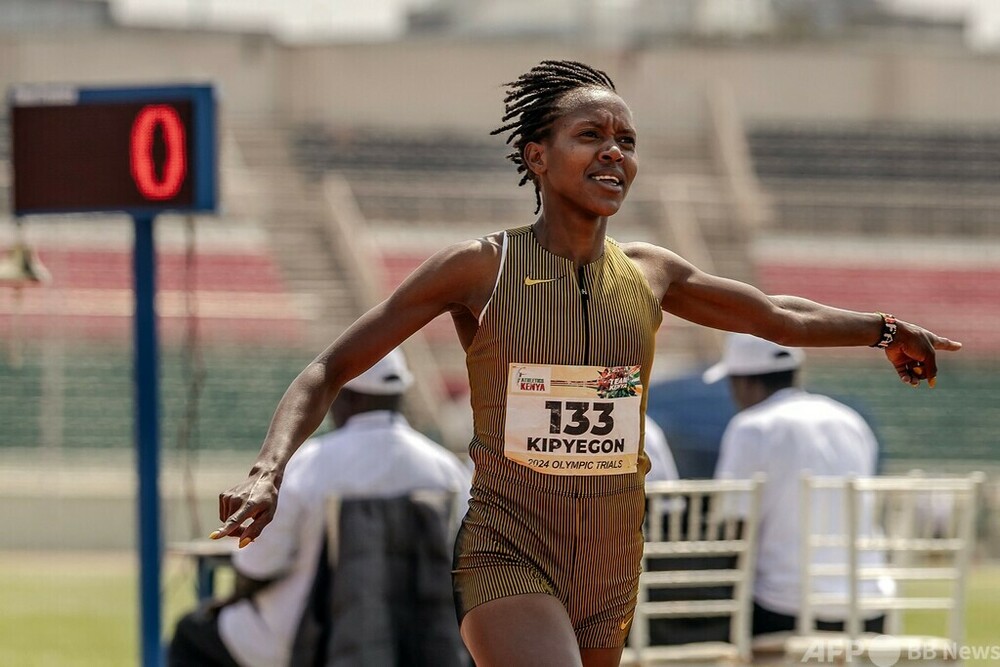 キピエゴン、パリ五輪で女子1500mと5000mの2冠目指す 写真6枚 国際ニュース：AFPBB News