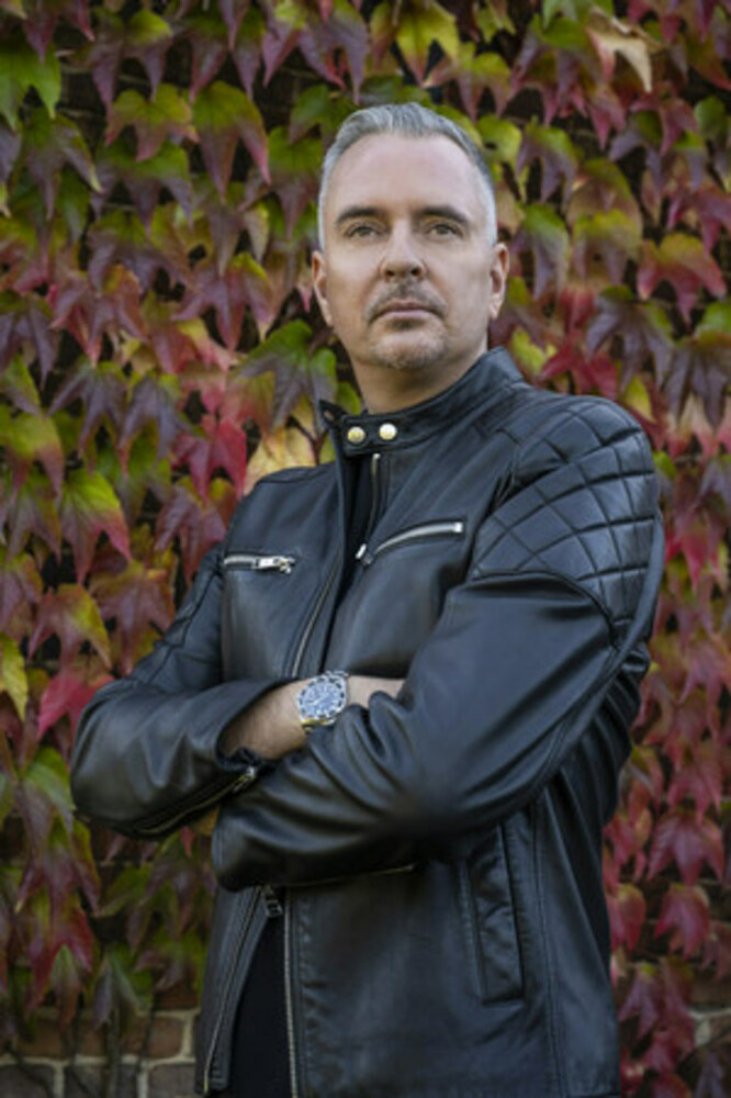 オーストリアの型破りなTricksterがチャールズ国王への聖ジョージの日の贈り物として「The National Anthem」をリリース 写真1枚 国際ニュース：AFPBB News