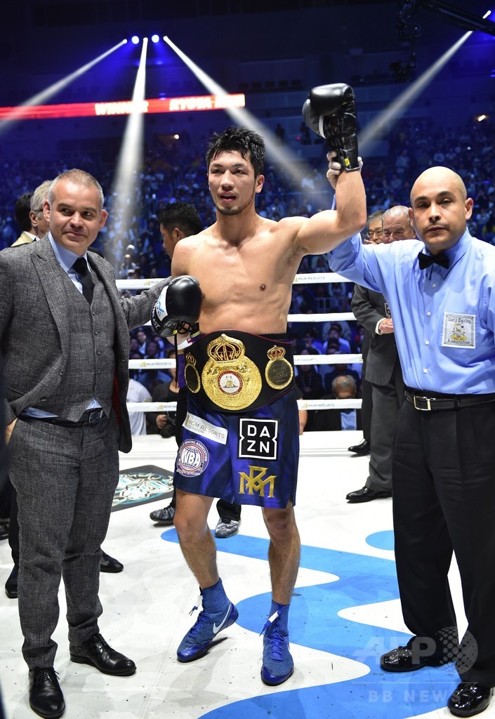 村田、8回TKO勝利でWBAミドル級王座初防衛に成功 写真9枚 国際ニュース：AFPBB News