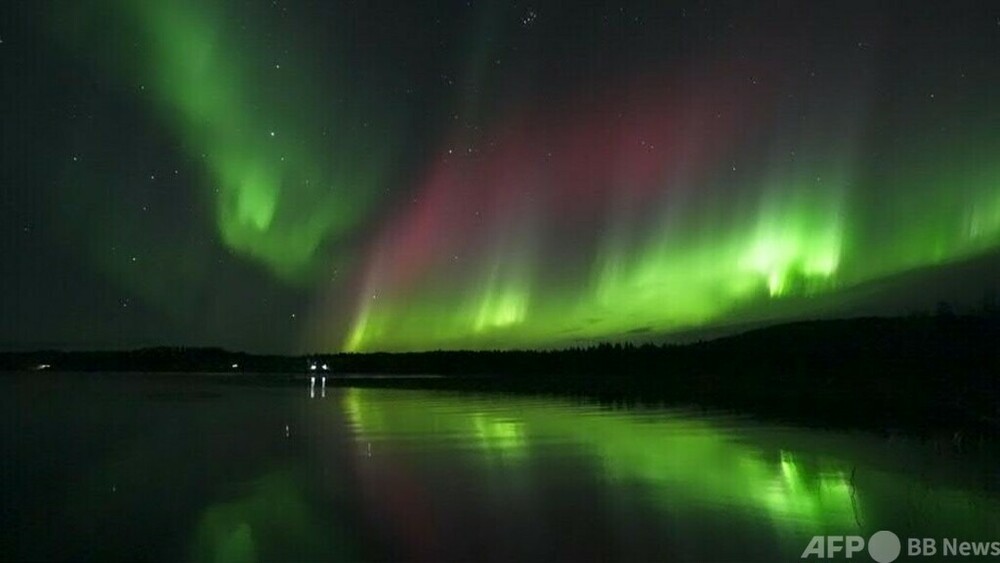 動画：フィンランドに赤いオーロラ 北極圏では極めてまれ 写真1枚 国際ニュース：AFPBB News