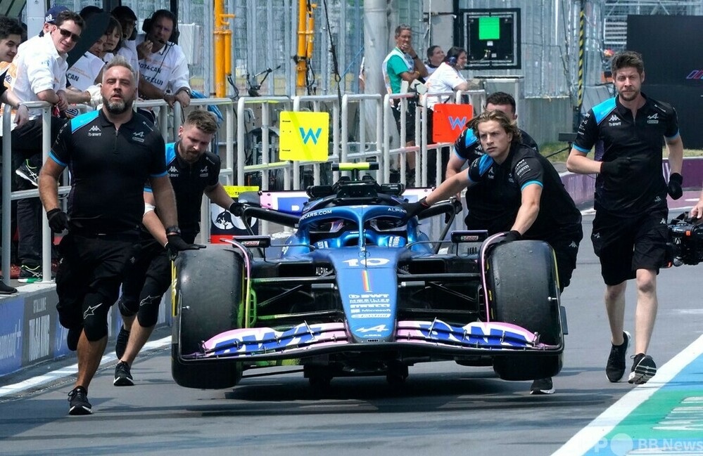 アルピーヌF1、ハリウッド俳優らの投資グループに株式24％売却 写真3枚 国際ニュース：AFPBB News