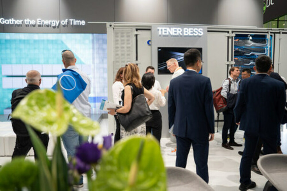 CATLが「TENERエネルギー貯蔵システム」をees Europe 2024で発表し、その画期的な技術を展示 写真1枚 国際ニュース：AFPBB News