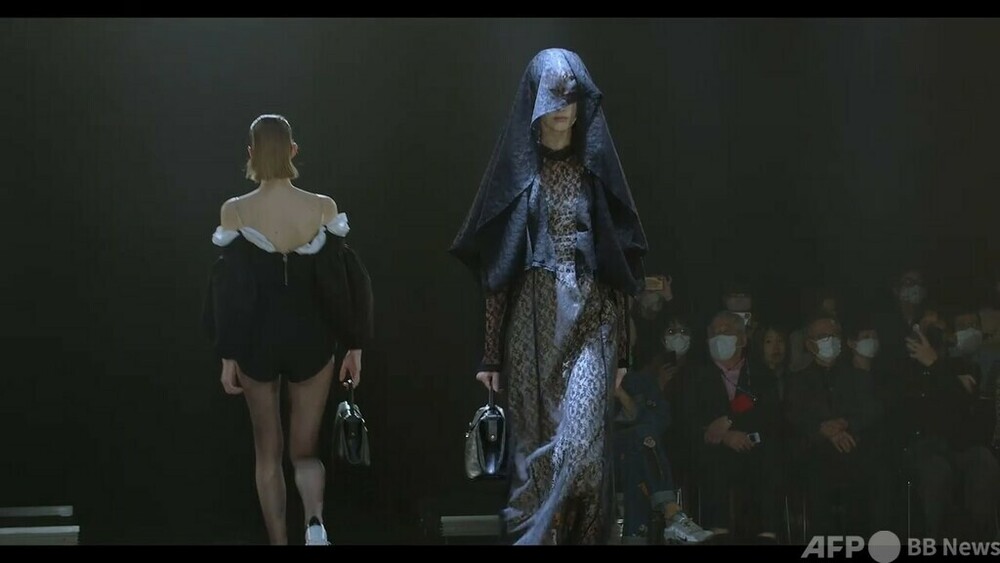 Tokyo Fashion Award 2023 winner AKIKOAOKI offers fusion of old and new 写真1枚 国際ニュース：AFPBB News