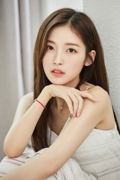 OH MY GIRLアリン、練炭2万個分（1600万ウォン）を寄付 – KOREA WAVE 写真枚 国際ニュース：AFPBB News