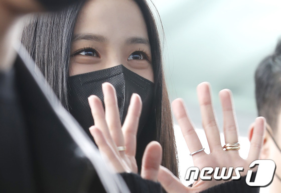 [★フォト] BLACKPINK ジス、ユニークなヘアスタイル – KOREA WAVE 写真枚 国際ニュース：AFPBB News