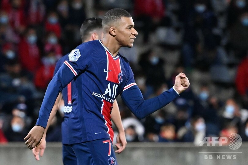 PSG5連勝で首位浮上、疲れ知らずのエムバペが2得点 写真8枚 国際ニュース：AFPBB News