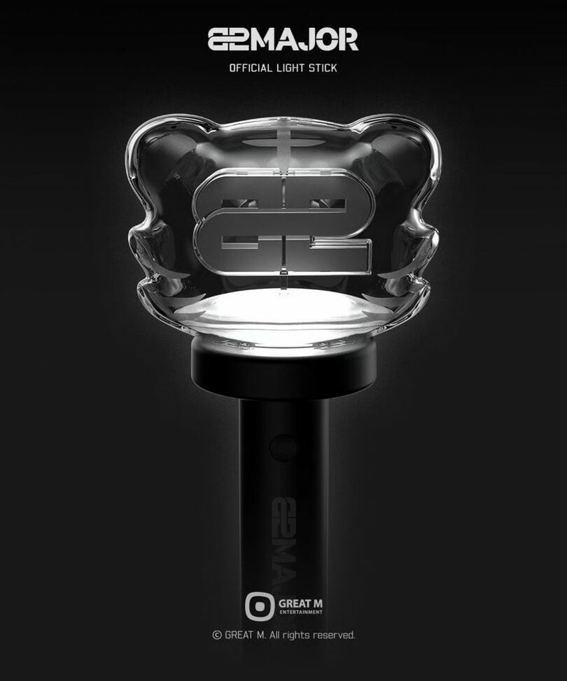 82MAJOR、デビュー後初の公式応援棒、ファンミーティングで公開 写真枚 国際ニュース：AFPBB News