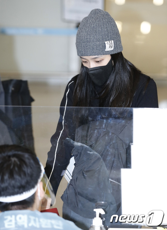 [★フォト] BLACKPINK ジス、シックなブラック＆グレー – KOREA WAVE 写真枚 国際ニュース：AFPBB News