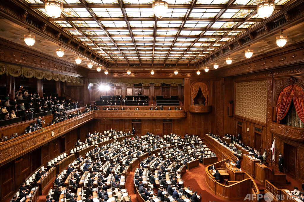 Japan raises age of consent from 13 to 16 years old 写真1枚 国際ニュース：AFPBB News