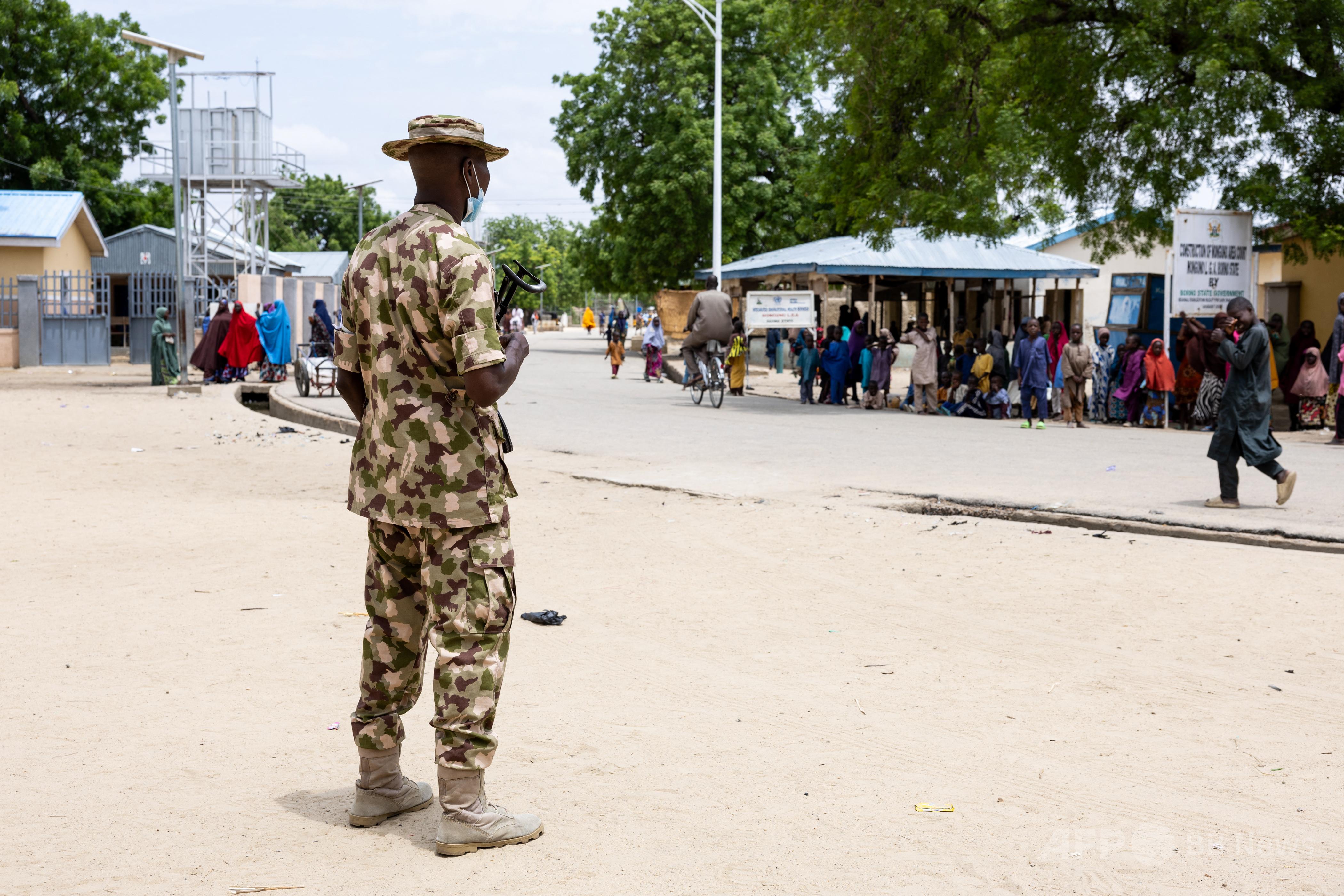 ナイジェリア武装勢力に拉致された子供は42人、地元議員が明かす 写真1枚 国際ニュース：AFPBB News
