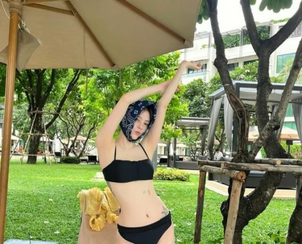 韓流女優「220万円かけて消したはず？のタトゥー」再び披露…SNSで話題 写真枚 国際ニュース：AFPBB News