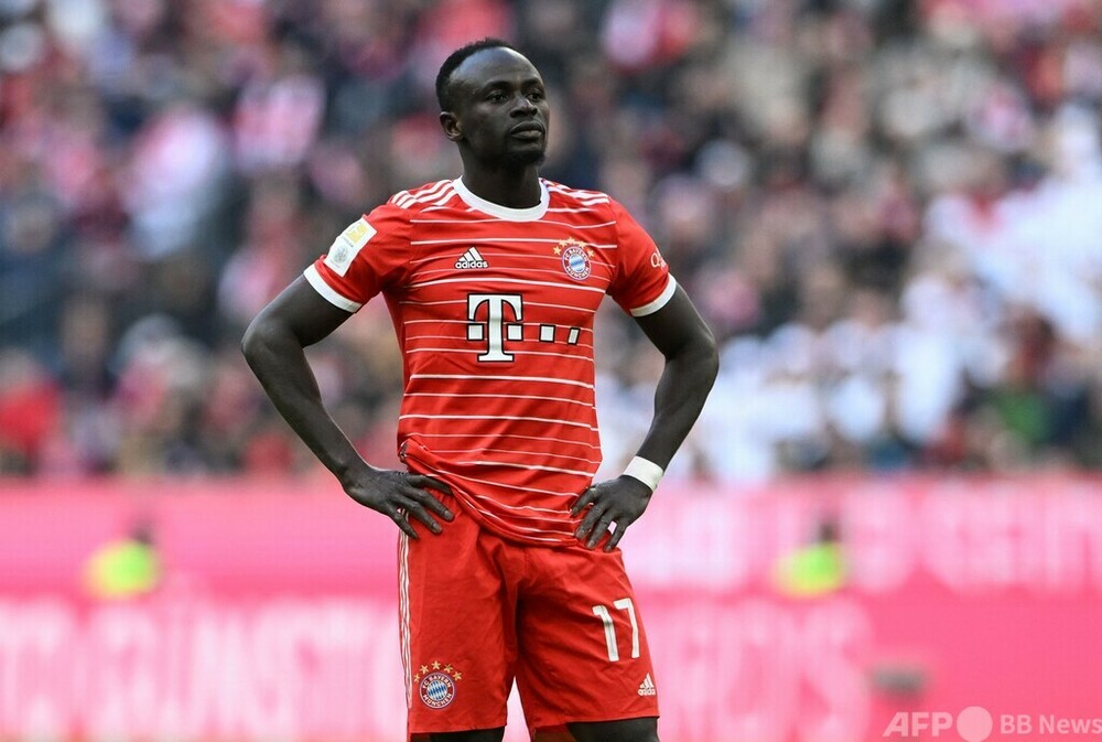 バイエルン、マネに出場停止処分 チームメートのザネに暴行 写真3枚 国際ニュース：AFPBB News