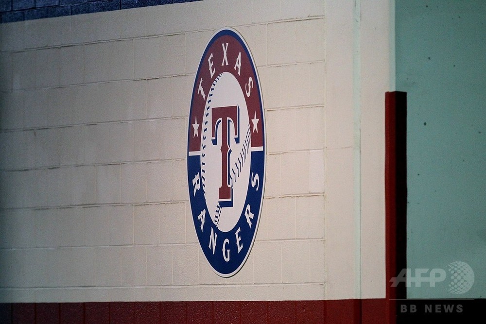 ヤクルト退団のバーネット、レンジャーズと2年契約 写真1枚 国際ニュース：AFPBB News