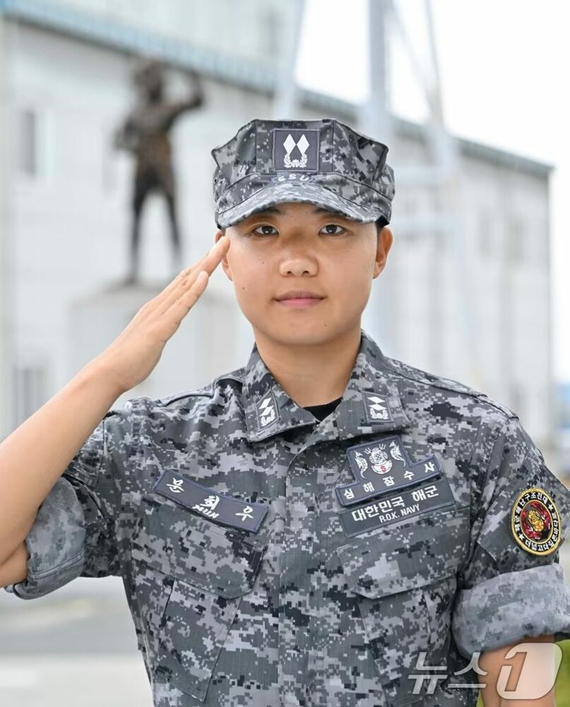 韓国海軍初、女性深海潜水士…12週間の訓練「毎日が限界を試されているようだった」 写真枚 国際ニュース：AFPBB News
