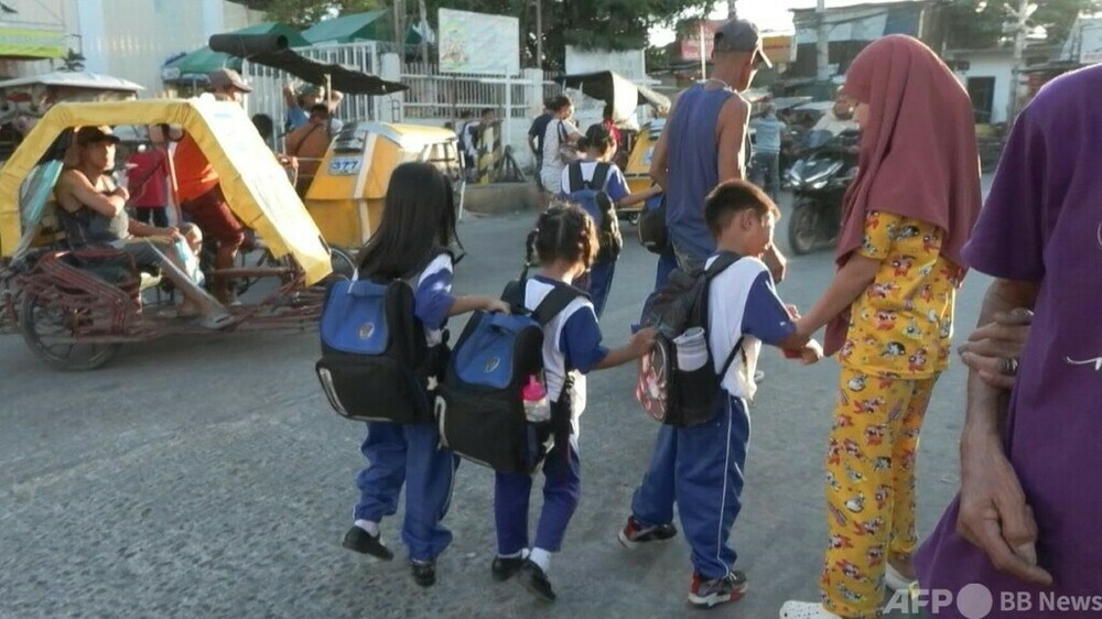 動画：危険な暑さで1万校以上が遠隔授業に フィリピン 写真1枚 国際ニュース：AFPBB News