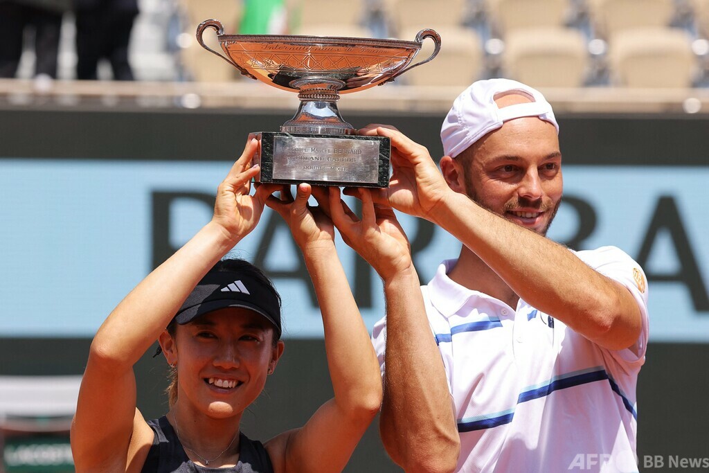 加藤未唯が全仏op優勝 失格乗り越え混合ダブルスv 写真8枚 国際ニュース:afpbb News