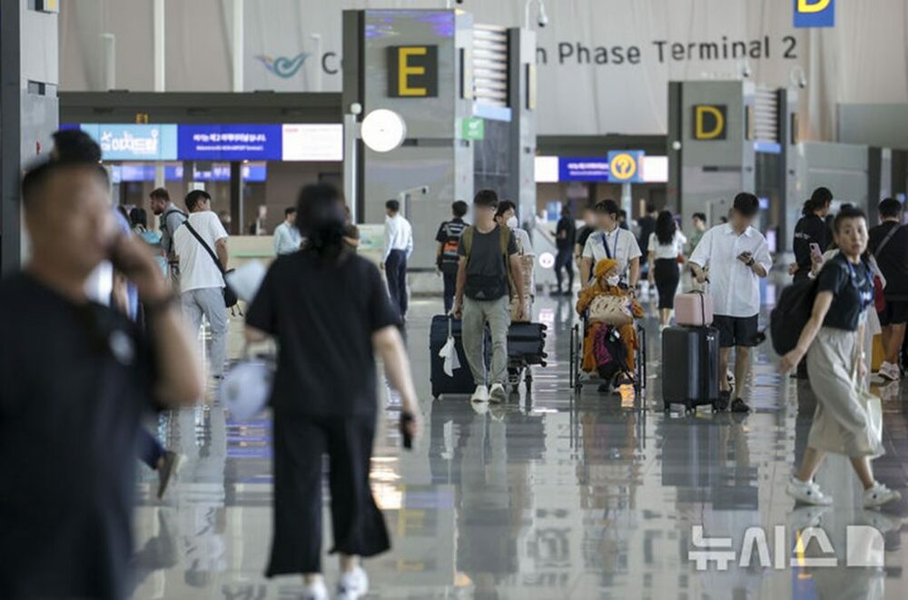 韓国アシアナ航空、来年1月に仁川空港第2ターミナルへ移転…保安検査の混雑懸念、ピーク時には最大1時間待ちの可能性も 写真枚 国際ニュース：AFPBB News