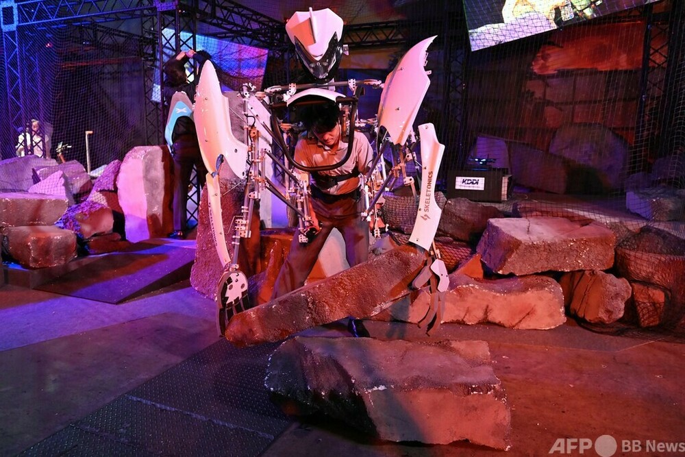 Japan show provides glimpse of robots as future of rescue efforts 写真4枚 ...