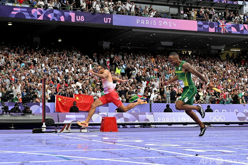 陸上男子400mリレーはカナダが金 日本は5位 パリ五輪 写真7枚 国際ニュース：AFPBB News