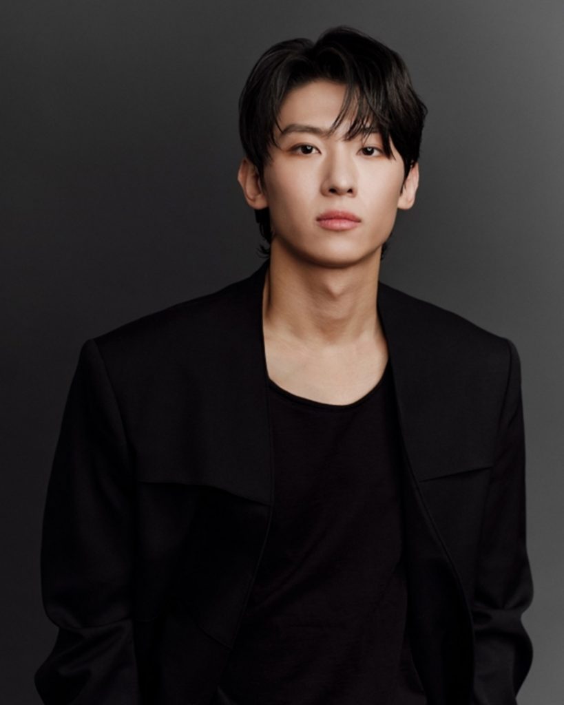 DEXが新プロフィール公開 写真枚 国際ニュース：AFPBB News