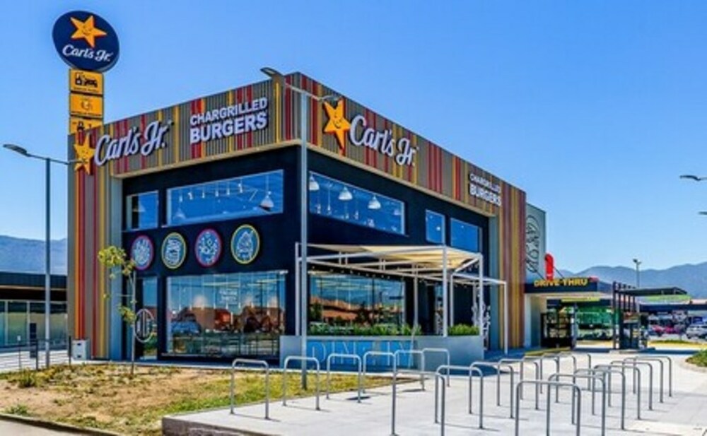 カールスジュニア、Boparan Restaurant Groupと新たなマスターライセンス契約を締結し、英国とアイルランドに進出 写真1枚 ...