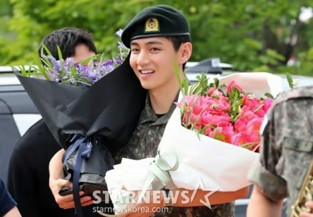 BTSのV、軍服務中に受け取った慰問手紙は467万通 写真枚 国際ニュース：AFPBB News