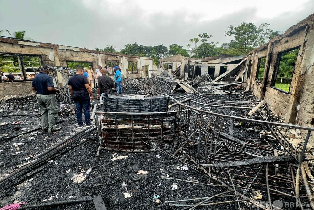 女子生徒寮の火災で19人死亡、放火の疑い ガイアナ 写真13枚 国際ニュース：AFPBB News