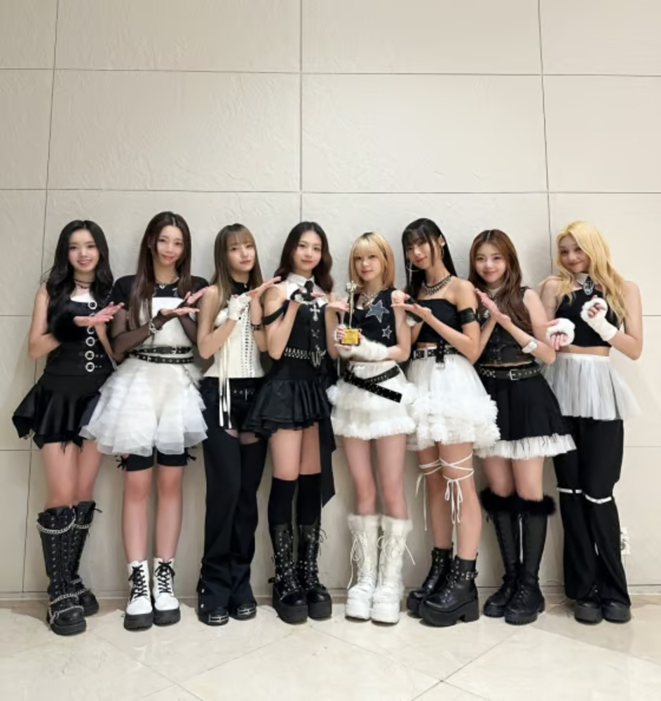 UNIS、2024年のK-POPスターに選出…「韓国文化芸能大賞」受賞 写真枚 国際ニュース：AFPBB News